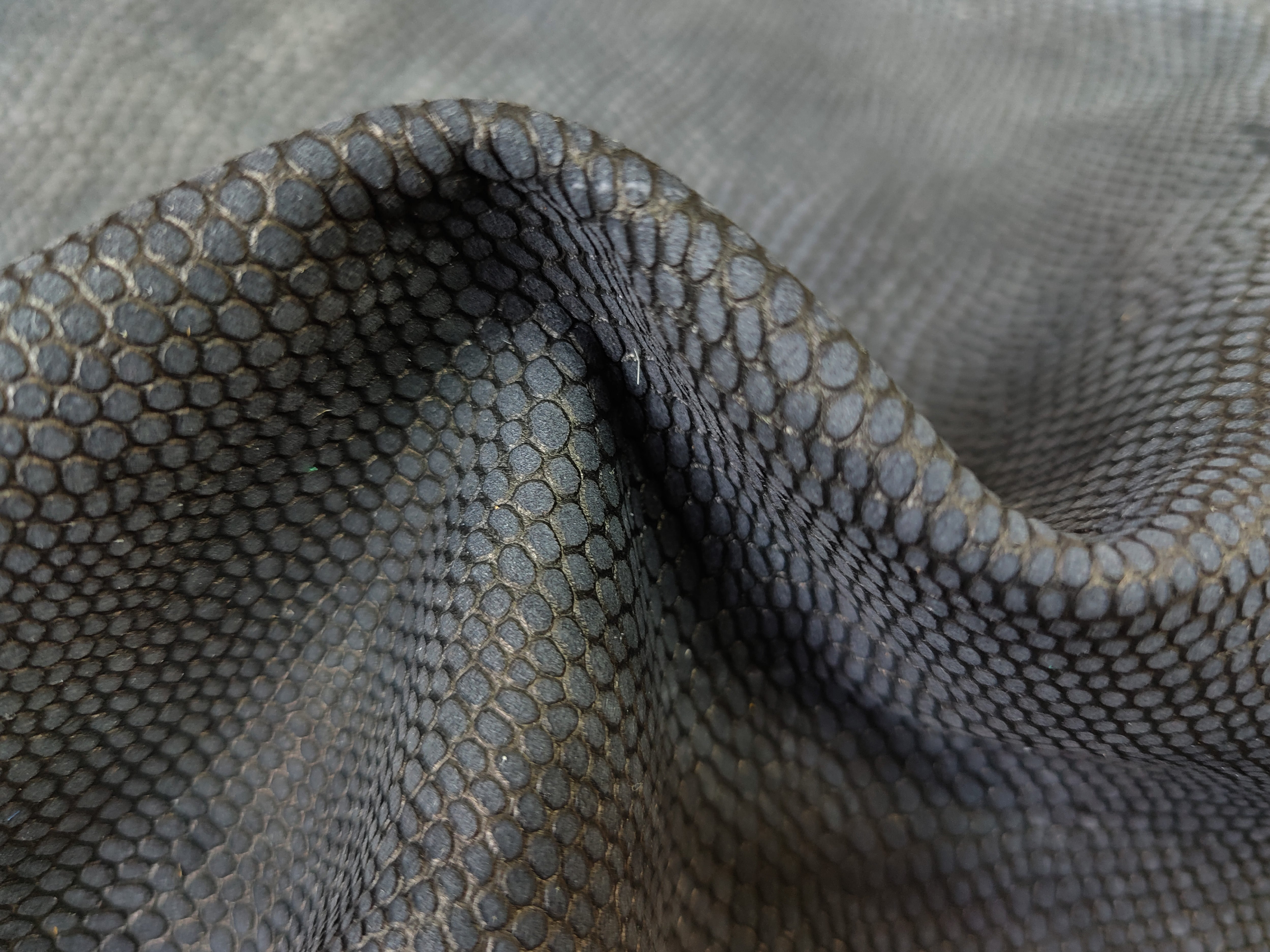 EMBOSSED BLACK LEATHER BUNDLE - 1.2 - 1.4 – THE BAG MAKING SUPPLIERS